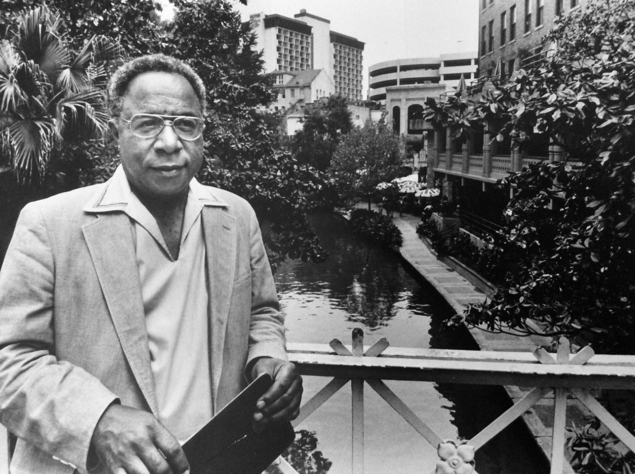 REMEMBERING SAN ANTONIO RESIDENT ALEX HALEY – Memories of San Antonio